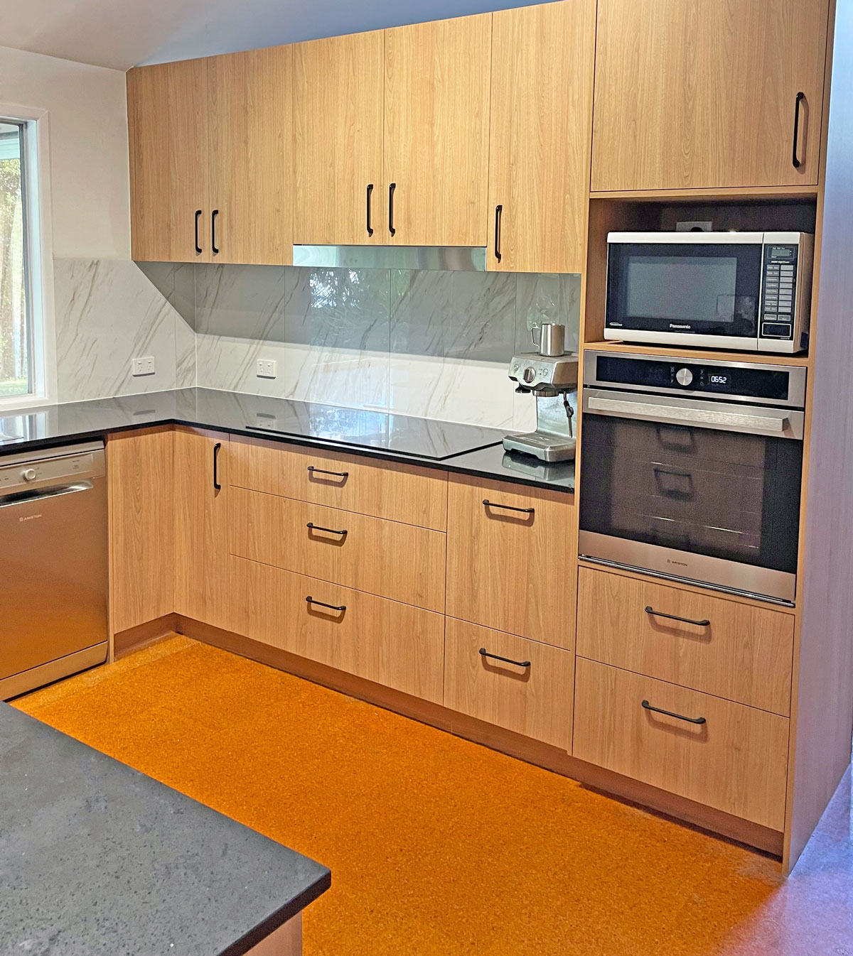 Polytec Tasmanian Oak Wood | Gecko Kitchens