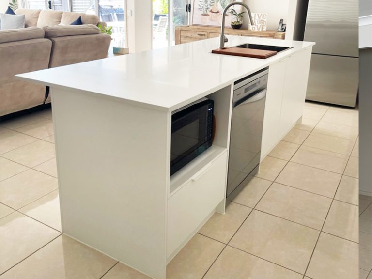 Polytec Classic White Matt Kitchen Cabinetry | Gecko Kitchens